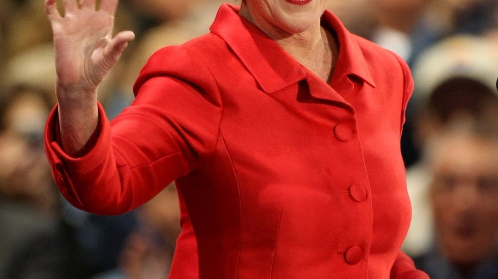 Laura Bush introduces President Bush | MPR News