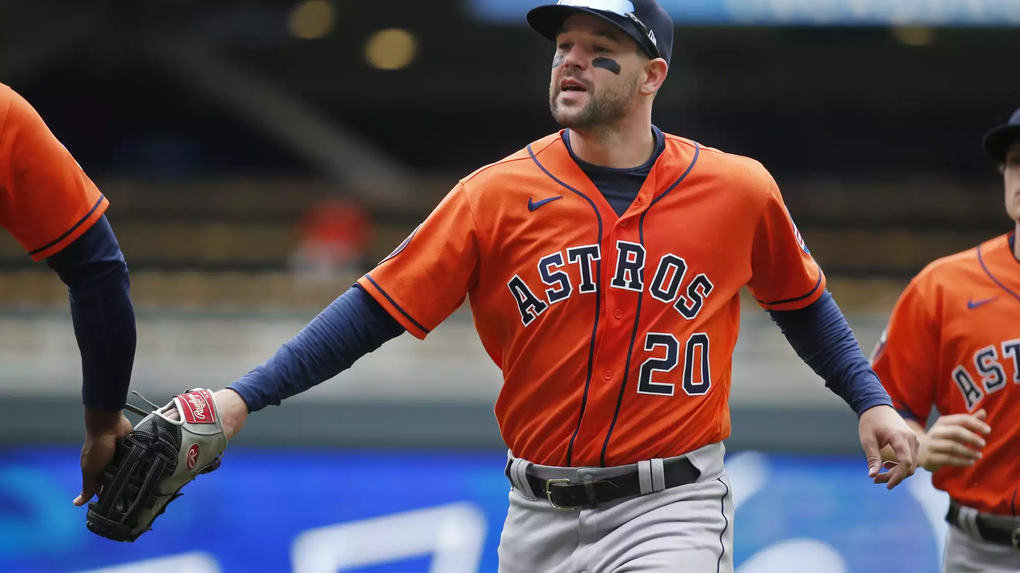 McCormick 4 RBIs as Astros beat Twins 5-1, avoid sweep | MPR News