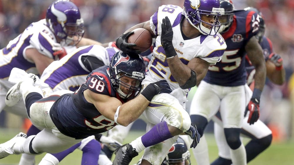 Photos: Adrian Peterson's remarkable season | MPR News