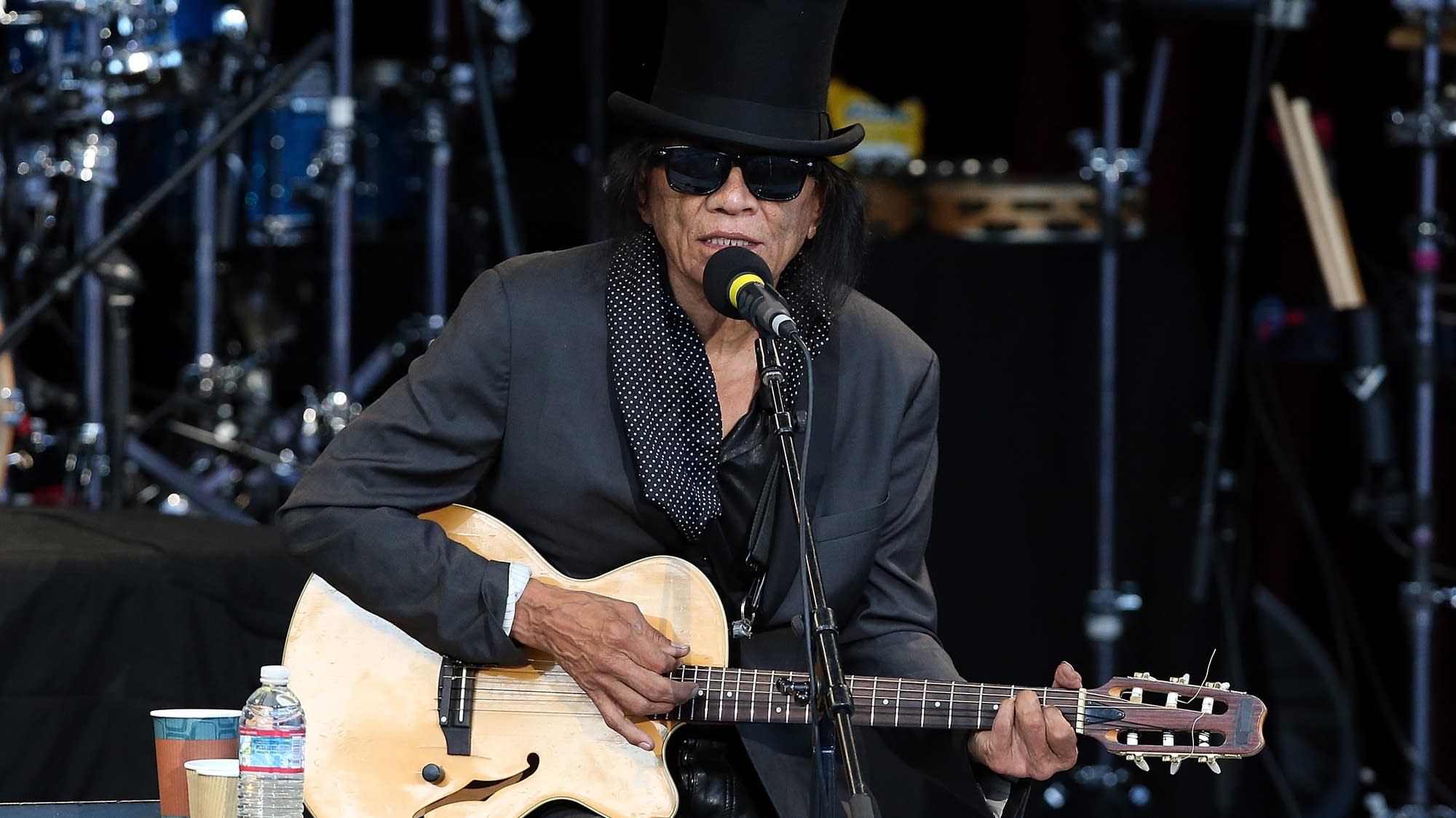 Singer and songwriter Sixto Rodriguez, subject of 'Searching for Sugar ...