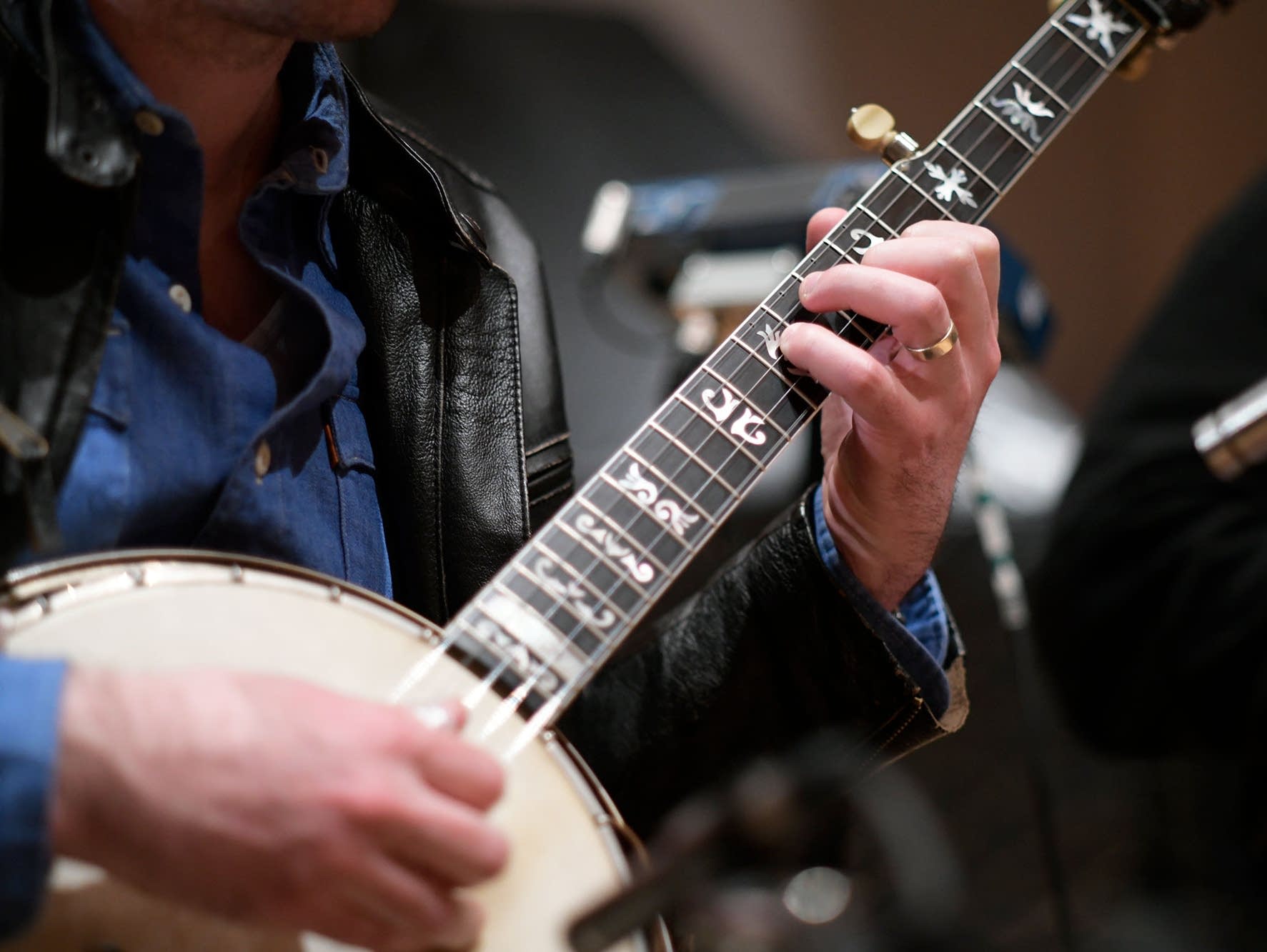 Michael Rossetto performs at Radio Heartland | The Current