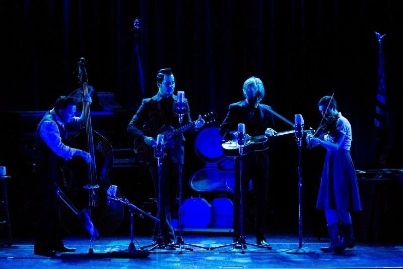 Review: Jack White performs (and live streams) fifth and final acoustic ...