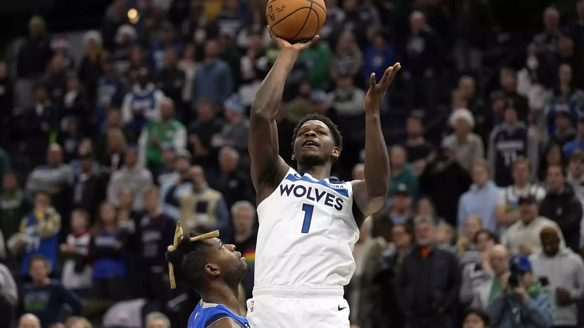 Edwards leads Timberwolves past flustered Mavericks 116-106 | MPR News