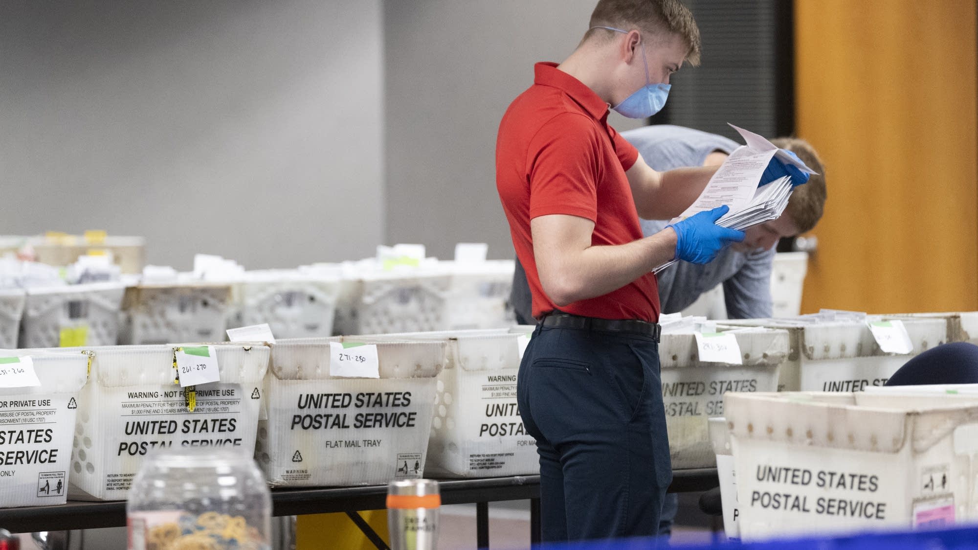 Two views of an unpredictable 'pandemic presidential election' in 2020 ...