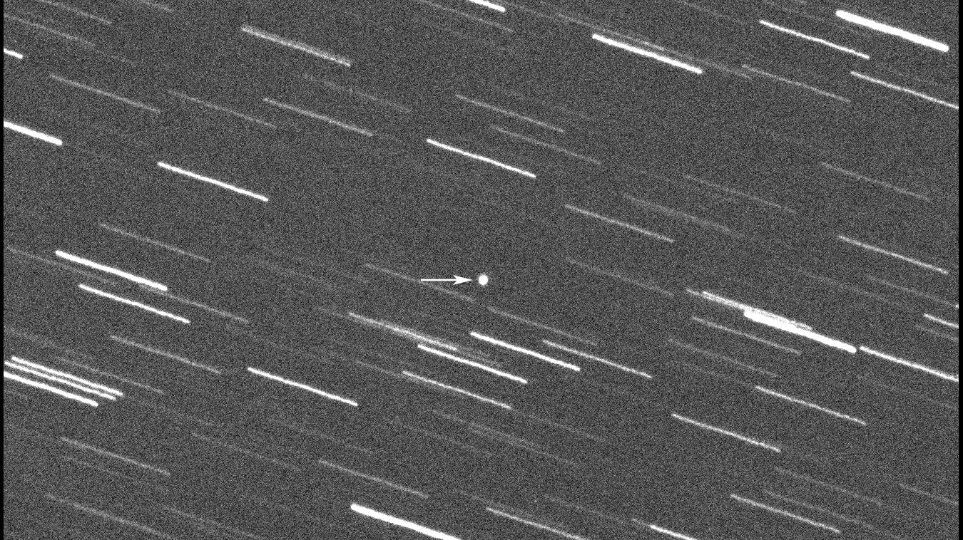 Skyscraper-size asteroid will buzz Earth on Friday, safely passing ...