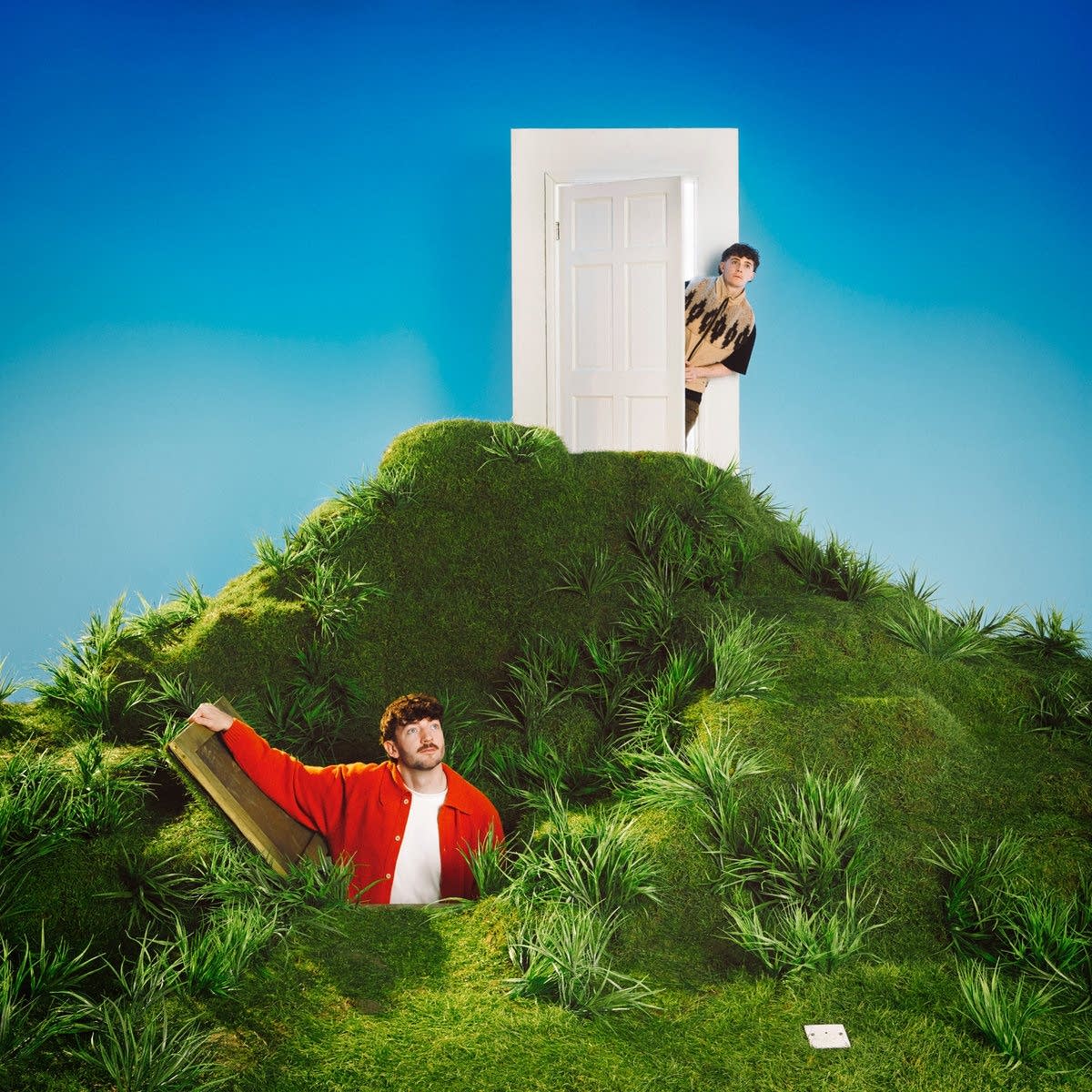 49th & Main - Distractions