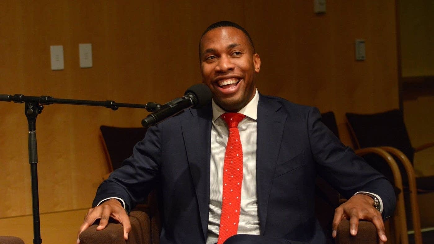 Roderick Cox making mark in classical orchestra conducting | MPR News