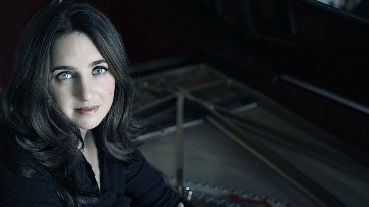 Pianist Simone Dinnerstein wows Philip Glass
