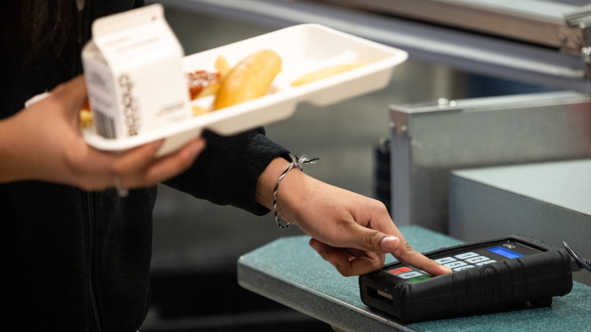 With costs ballooning, what’s the future of universal school lunch ...