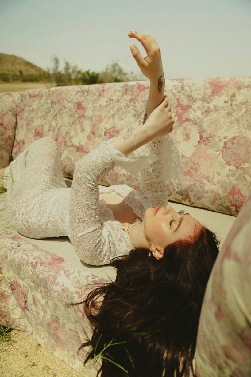 Interview: Anna Graves' heartfelt songs translate well to the big stage