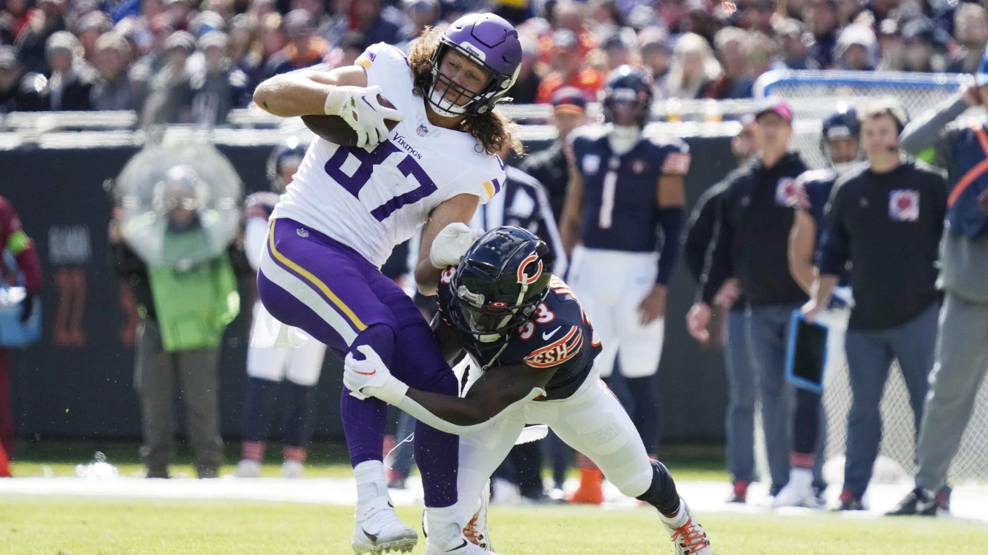49ers-Vikings game puts Iowa pals George Kittle and T.J. Hockenson on ...