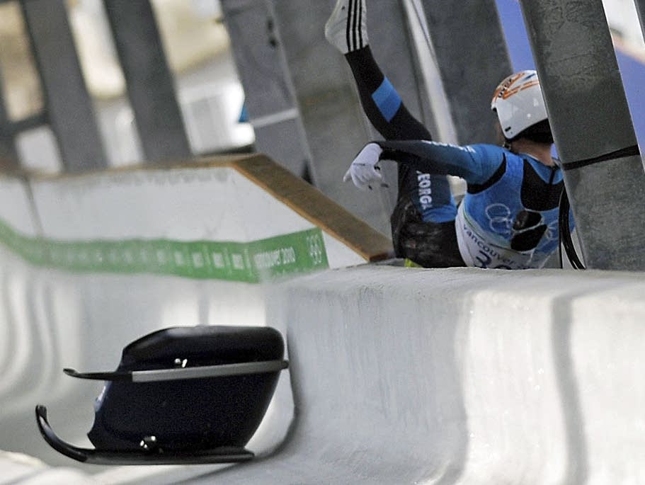 Skeleton Olympics Crash