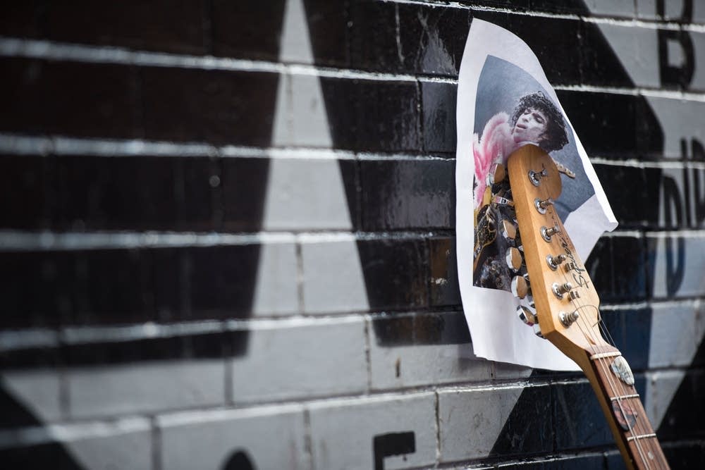 From First Avenue to Paisley Park, a tour of Prince landmarks in ...