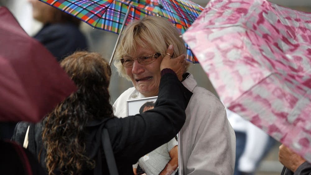 9/11 marked with mourning and a spirit of service | MPR News