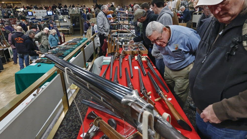 9 in 10 Americans support universal background checks for gun purchases ...