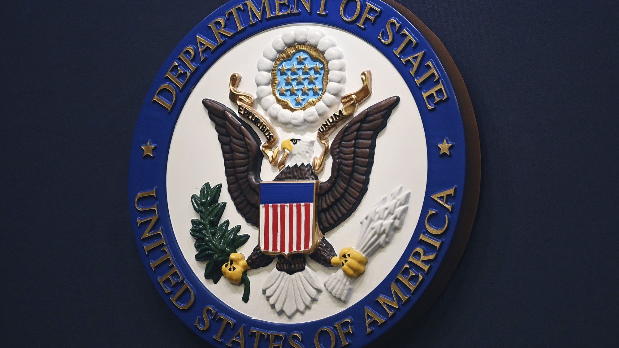 U.S. citizens get chance to play role in resettling refugees | MPR News