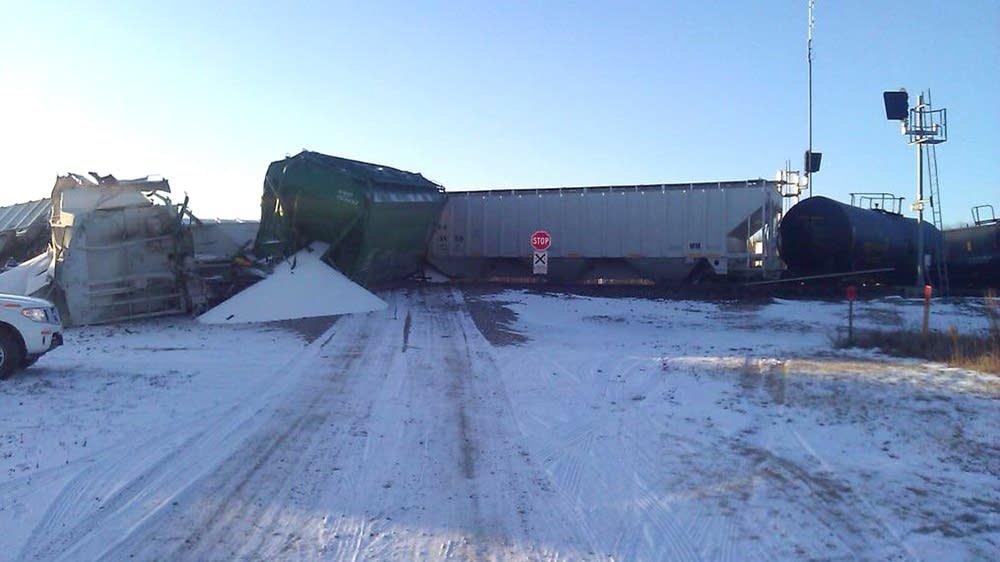 BNSF officials: 32 train cars derail, no injuries | MPR News