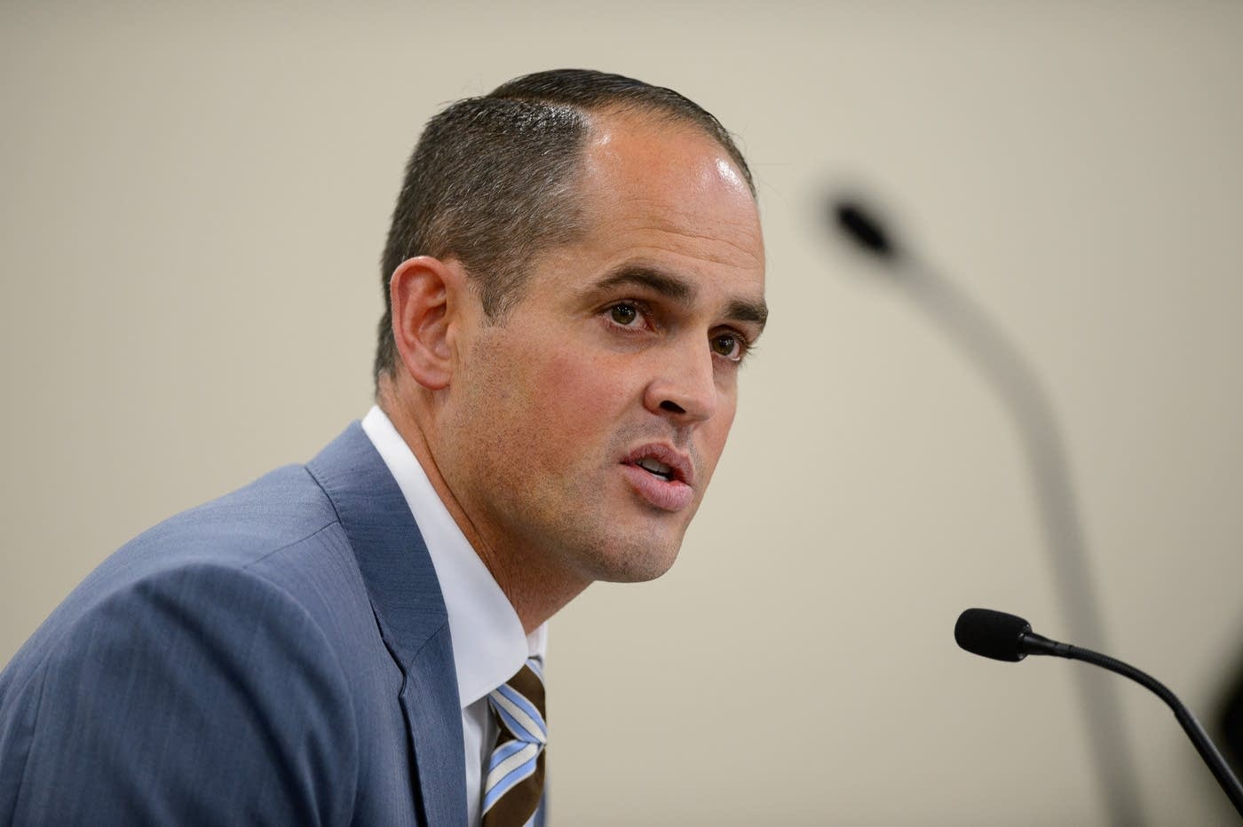 'Blindfolds, hoods and handcuffs': How some teenagers get to Utah's youth treatment programs ...