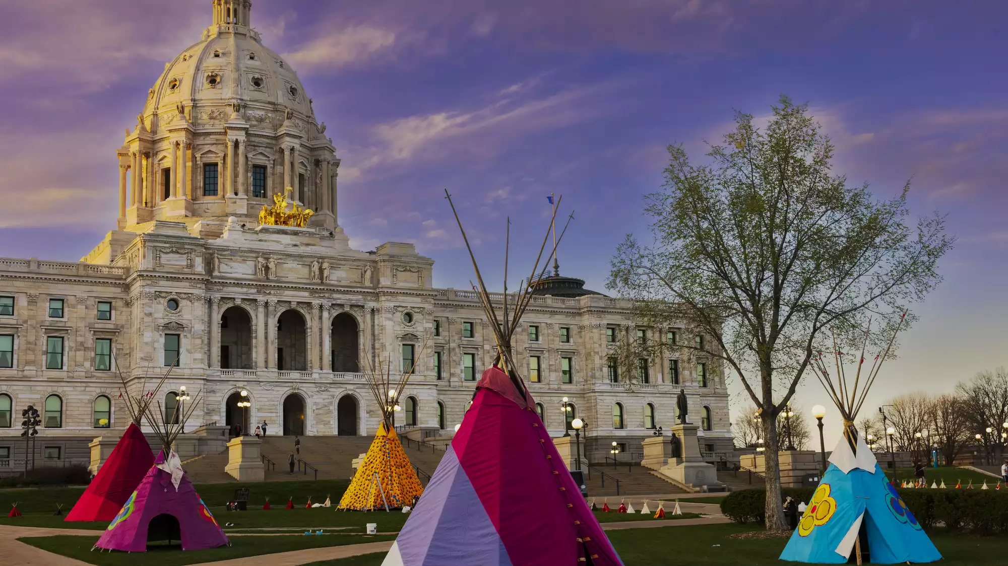 Relatives of missing, murdered Indigenous Minnesotans mourn, mark ...