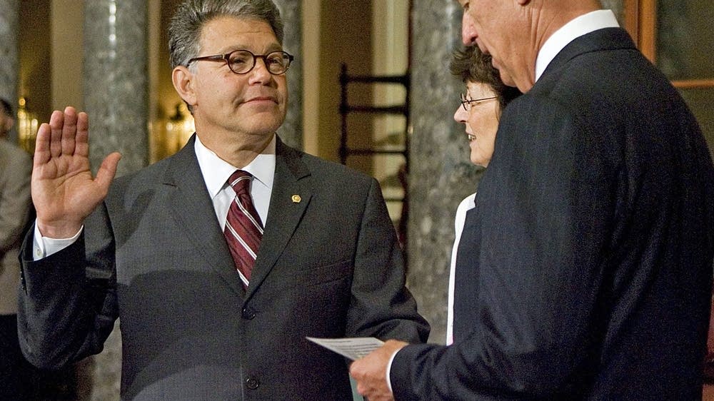 Franken takes oath of office, joins Senate | MPR News