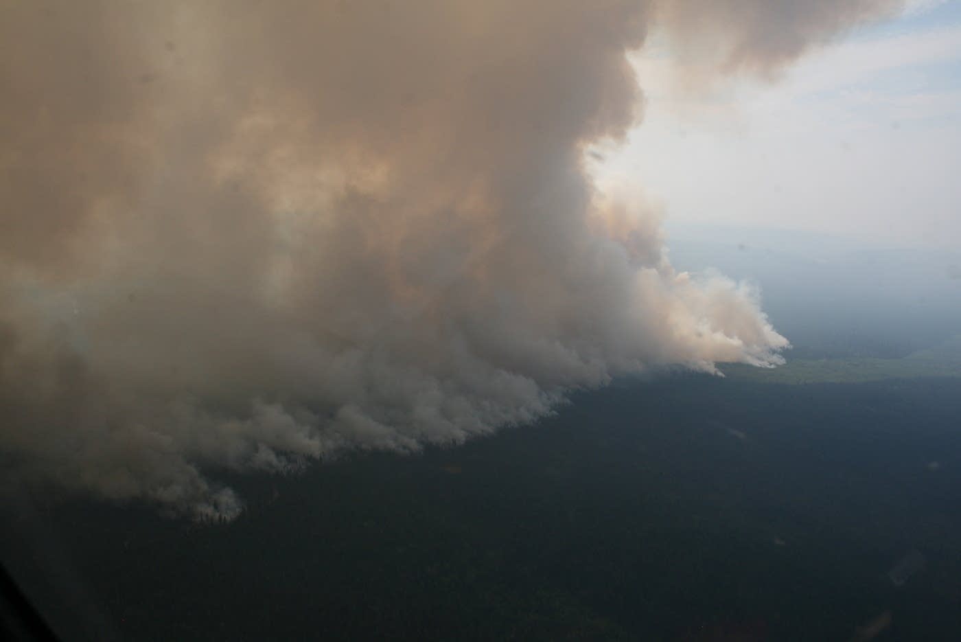 Smoky skies: Canadian fires smoke plumes overhead | MPR News