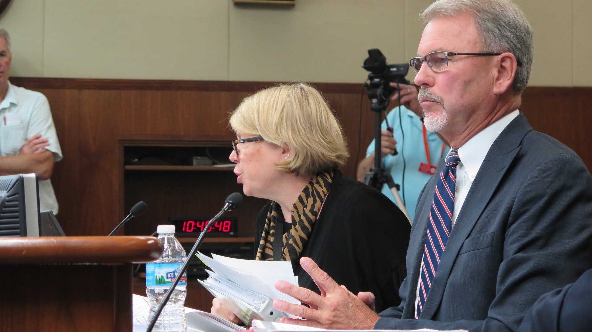 With Minnesota prisons full, panel seeks answers | MPR News