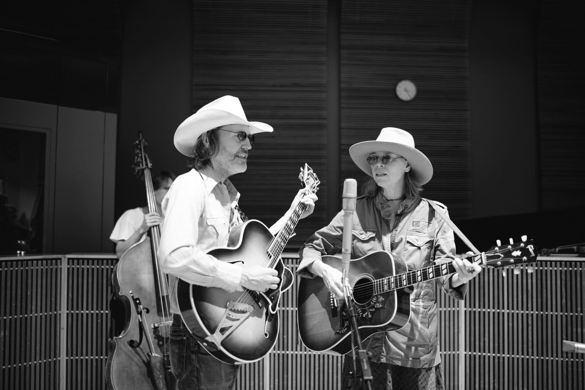 David Rawlings performs songs from his new album, 'Poor David's ...