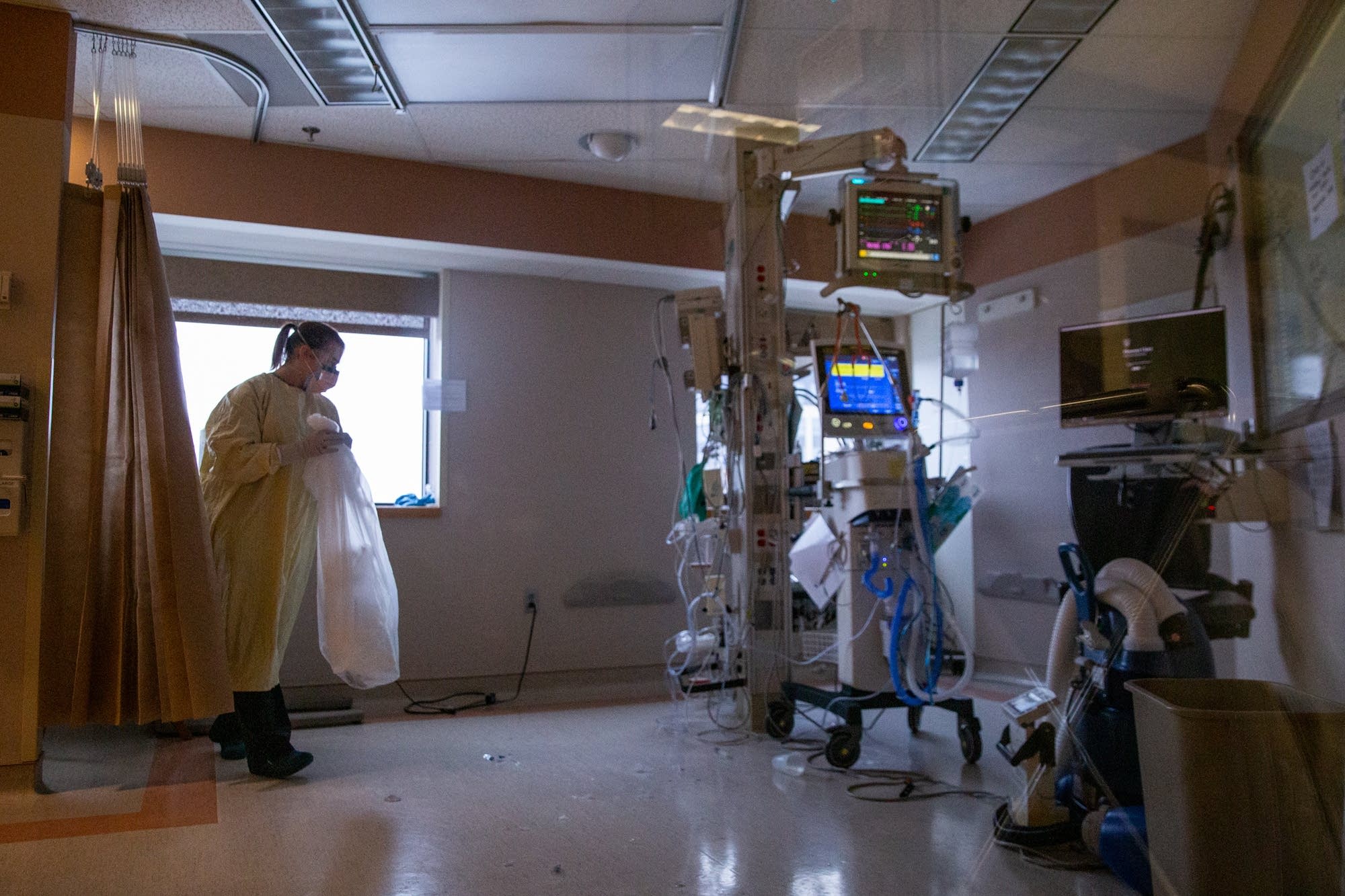 In Mayo ICU, the cleaning routine is the same; it’s the heartache that ...