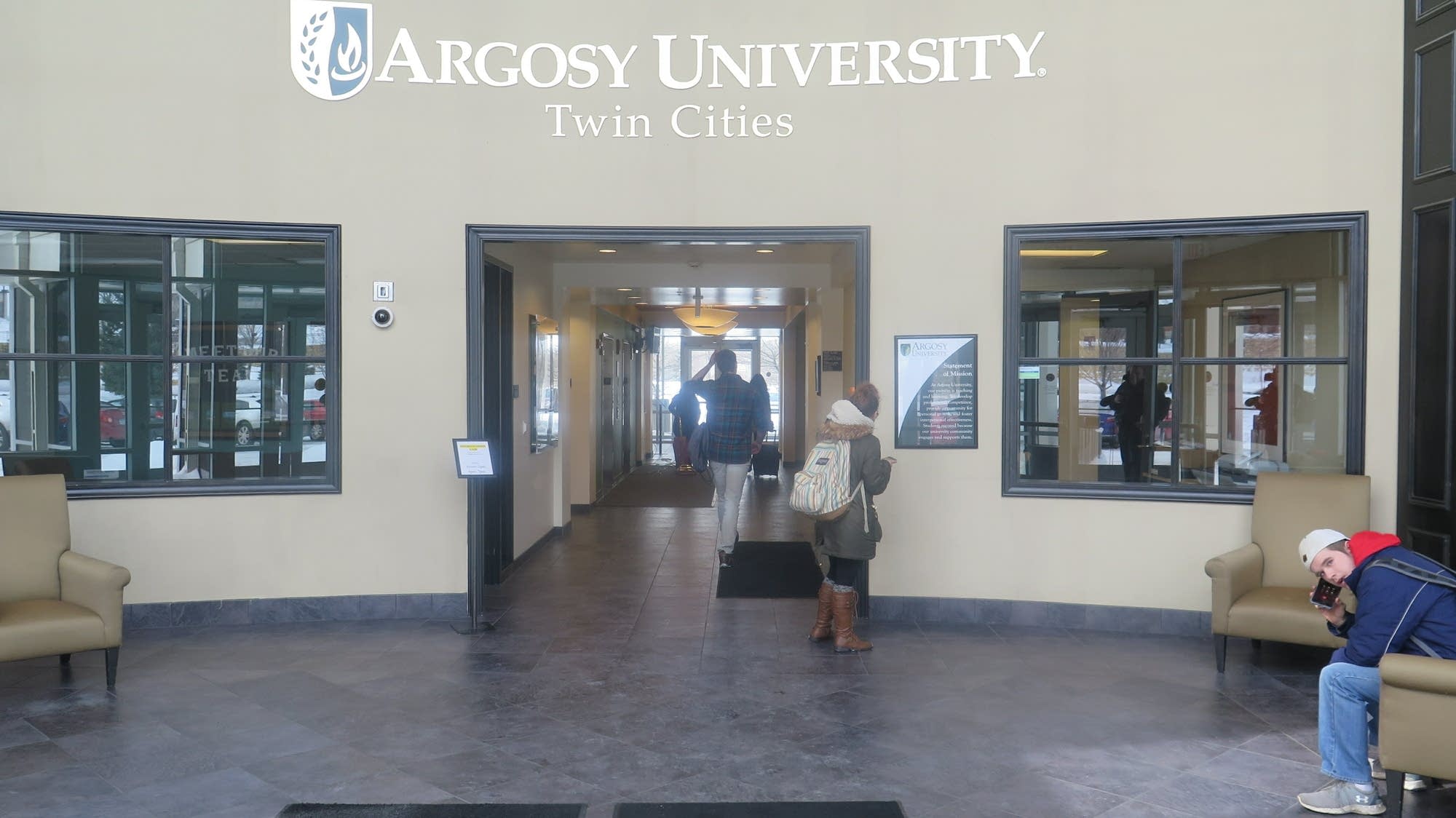'I had one class left': Argosy closure forces students to make tough ...