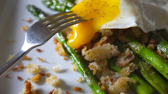 'The perfect food': 31 things you can do with eggs | The Splendid Table