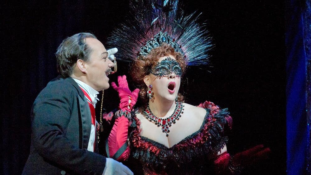 Met Opera: Strauss's 'Die Fledermaus'