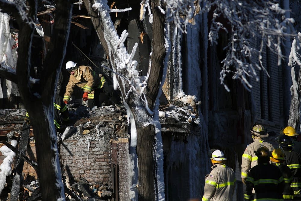Photos: Cleanup, investigation continue after Cedar-Riverside fire ...