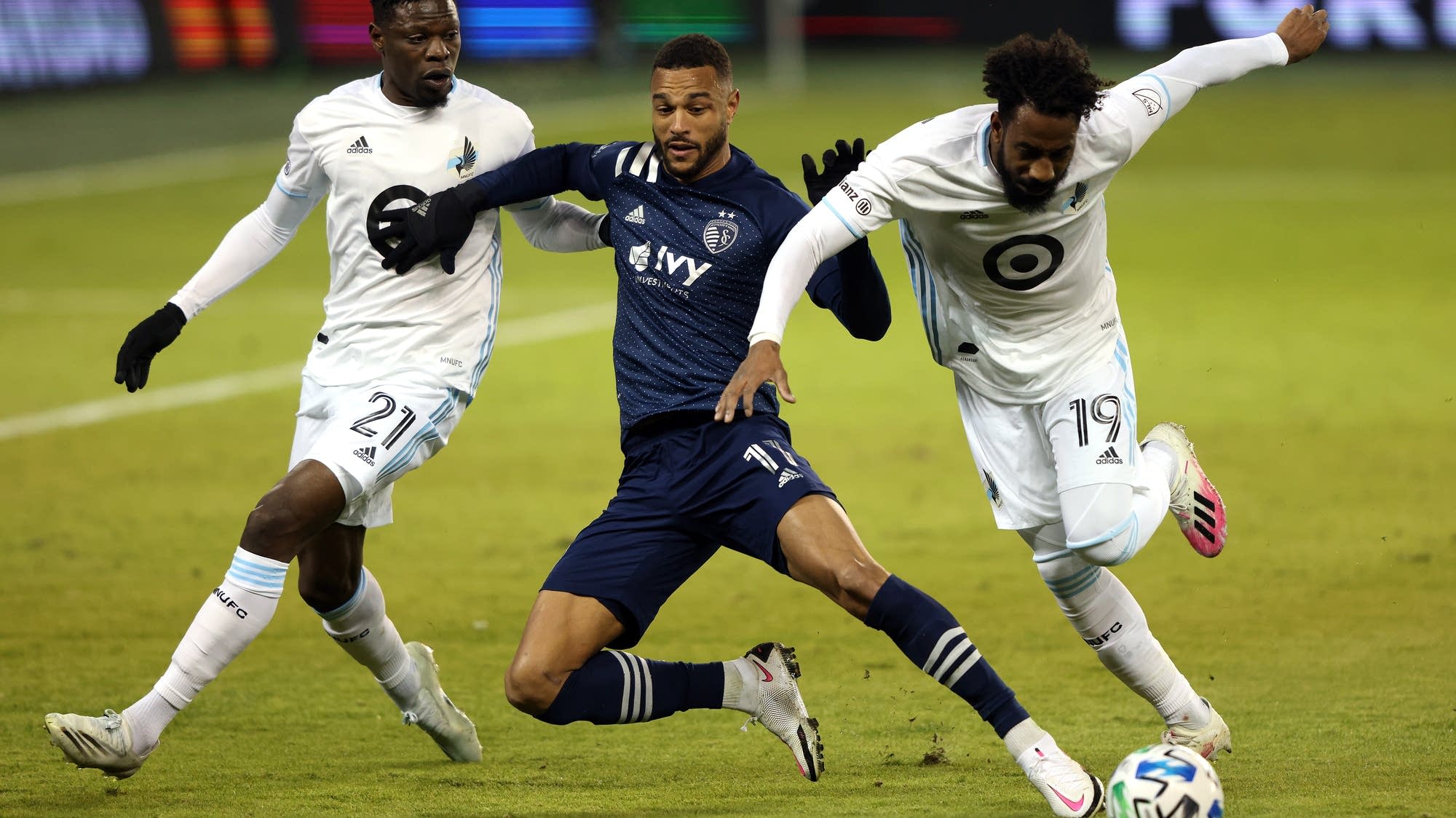 Minnesota United advances to Western final, beating Sporting KC | MPR News