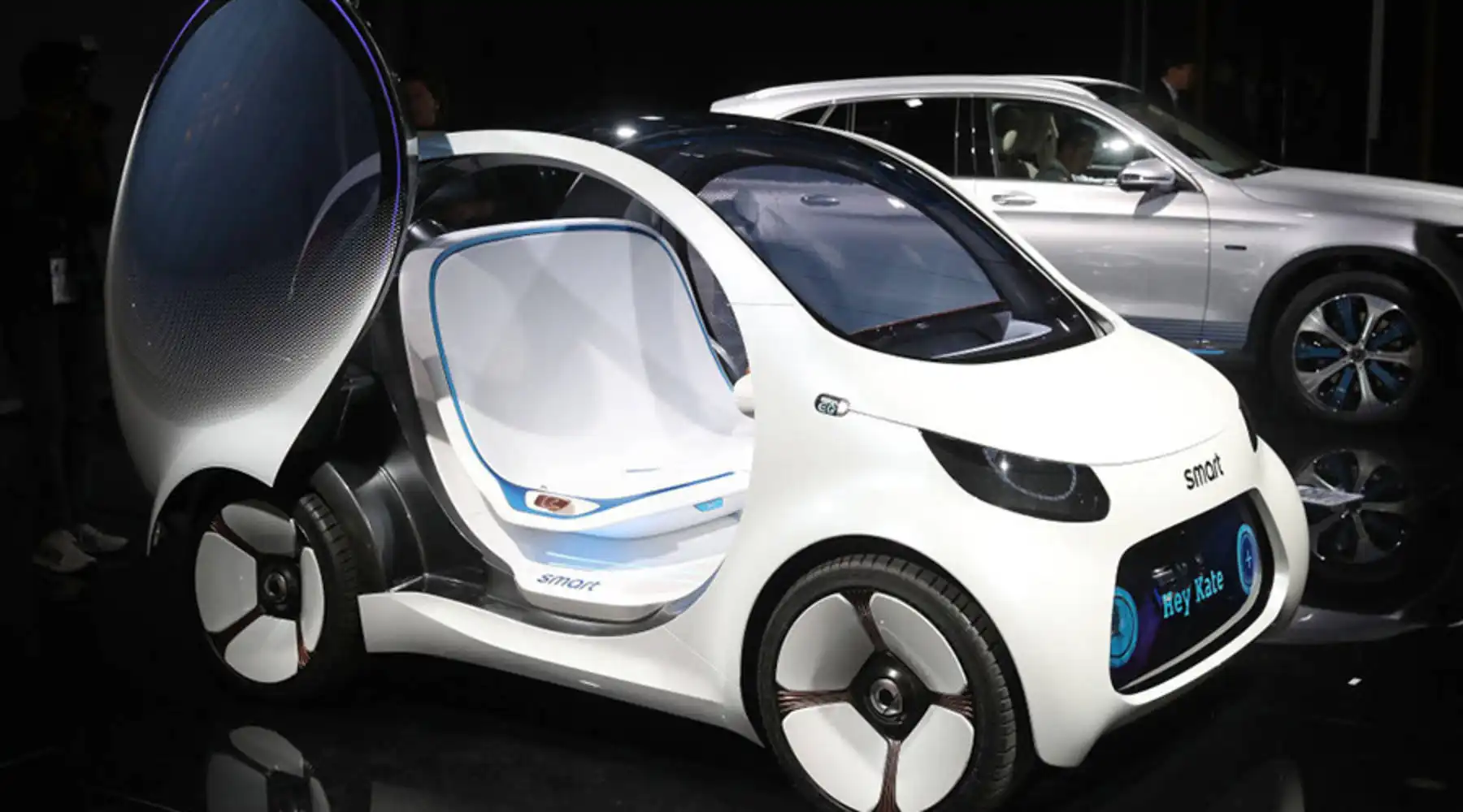 Five reasons for a self-driving car slowdown