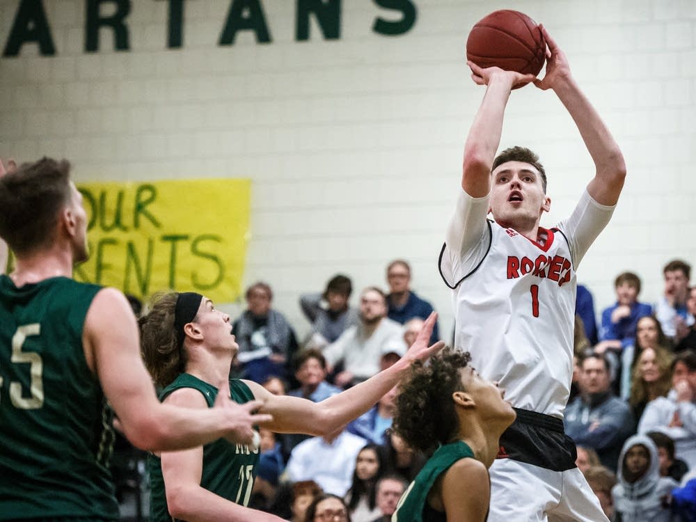 Rochester basketball phenom weighing offers from top programs | MPR News