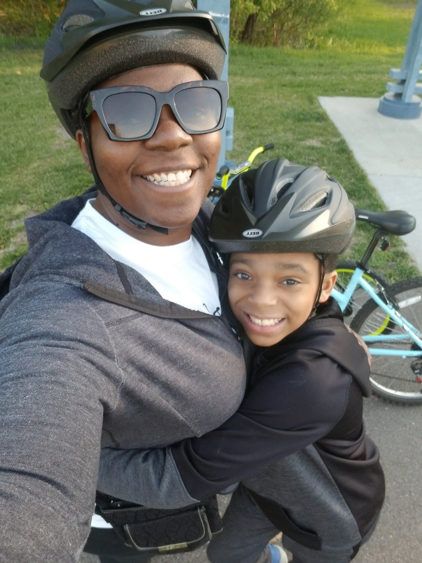 Sonya Lewis's Instagram, Twitter & Facebook on IDCrawl