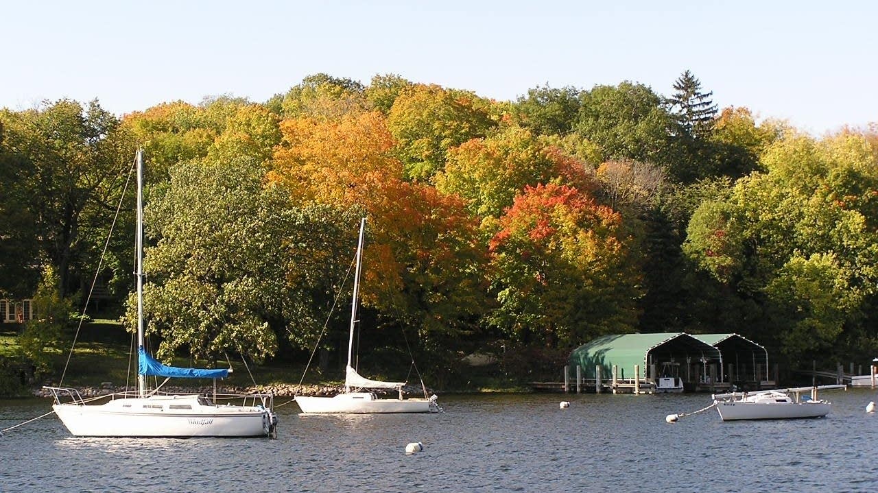 Indian Summer weekend: 80 degrees likely Sunday | MPR News