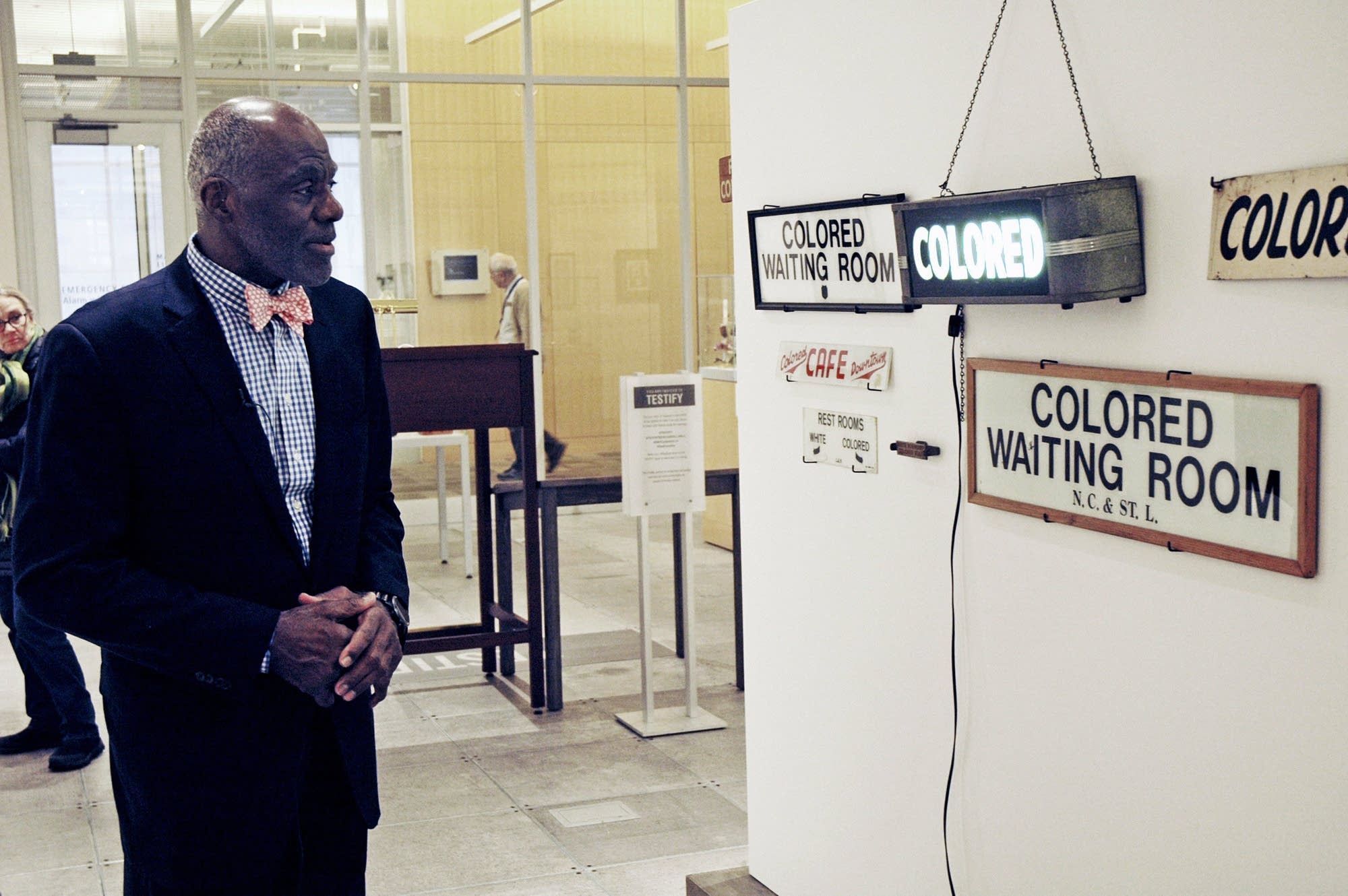 Eye on education, Alan Page puts treasured art up for sale | MPR News