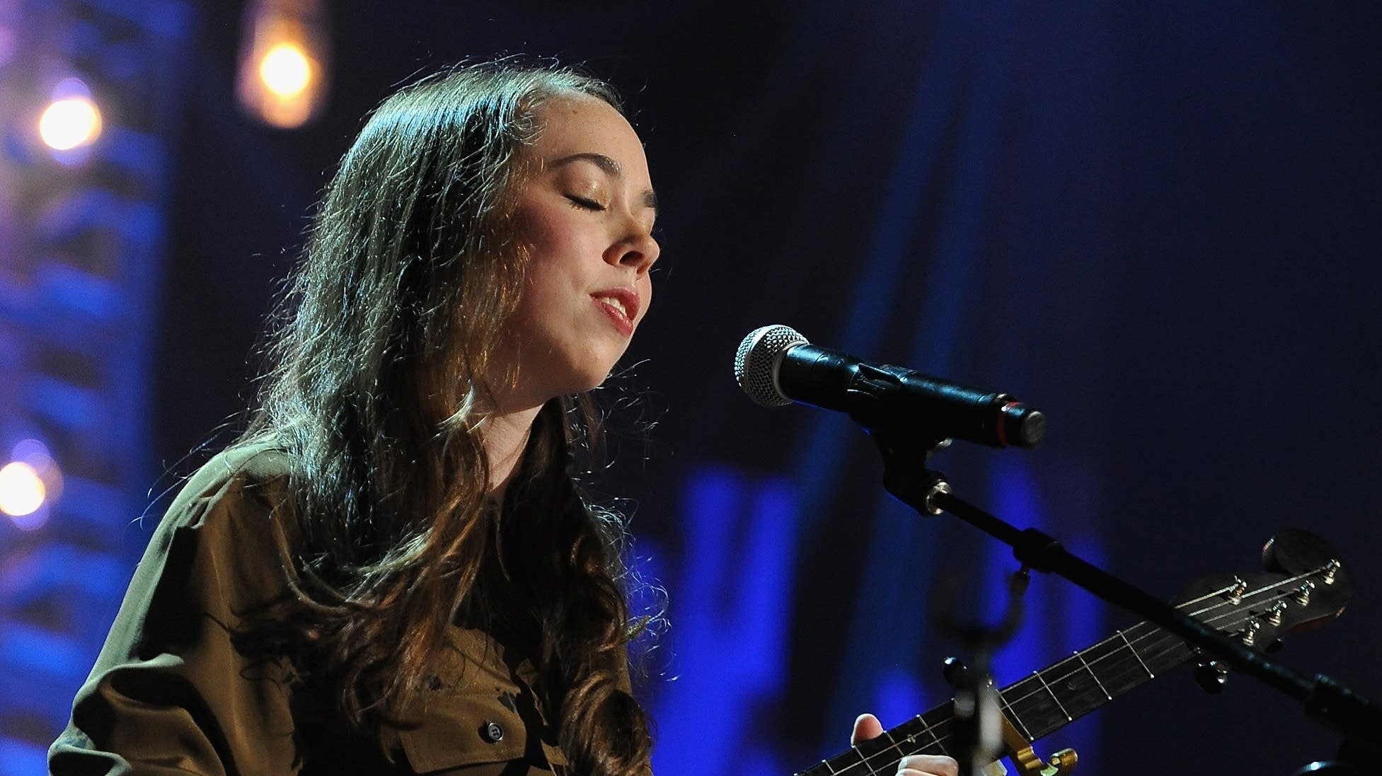 Up-and-coming acoustic musician Jarosz to play Dakota Jazz Club | MPR News