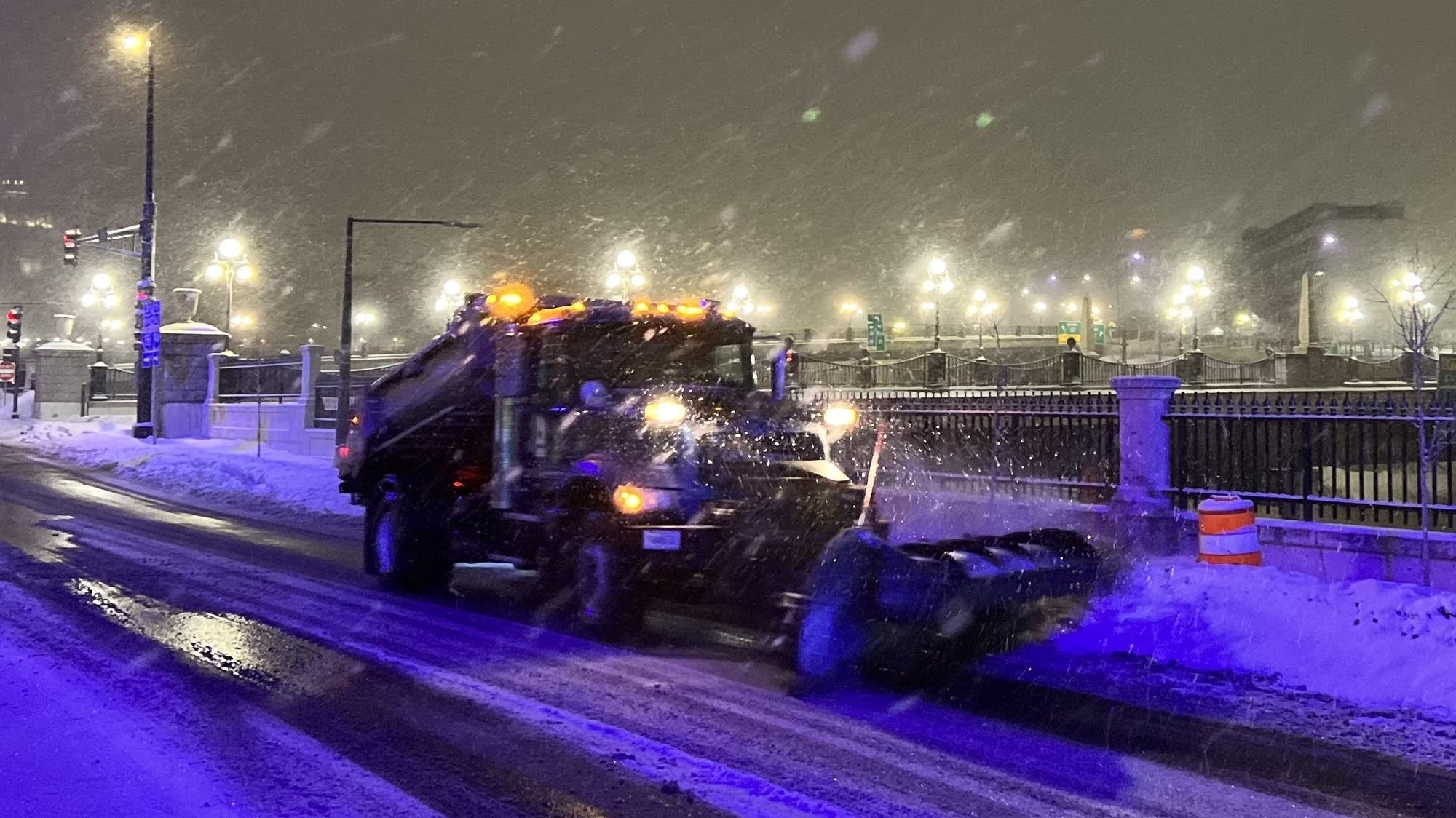 St. Paul Snow Summit displays city's preparations for winter | MPR News