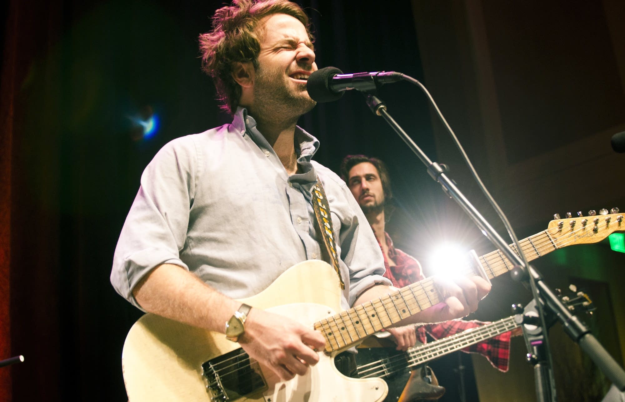 Dawes performs in the UBS Forum