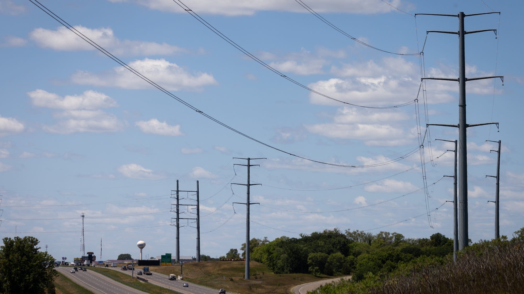 Growing power line needs generate new friction in Minnesota’s clean ...