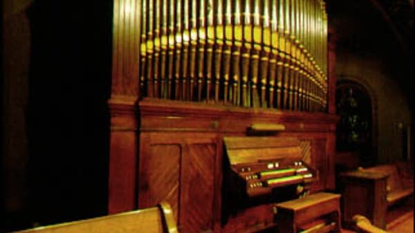 1898 Odell organ (Op. 356) at Okolona Baptist Church, Louisville ...