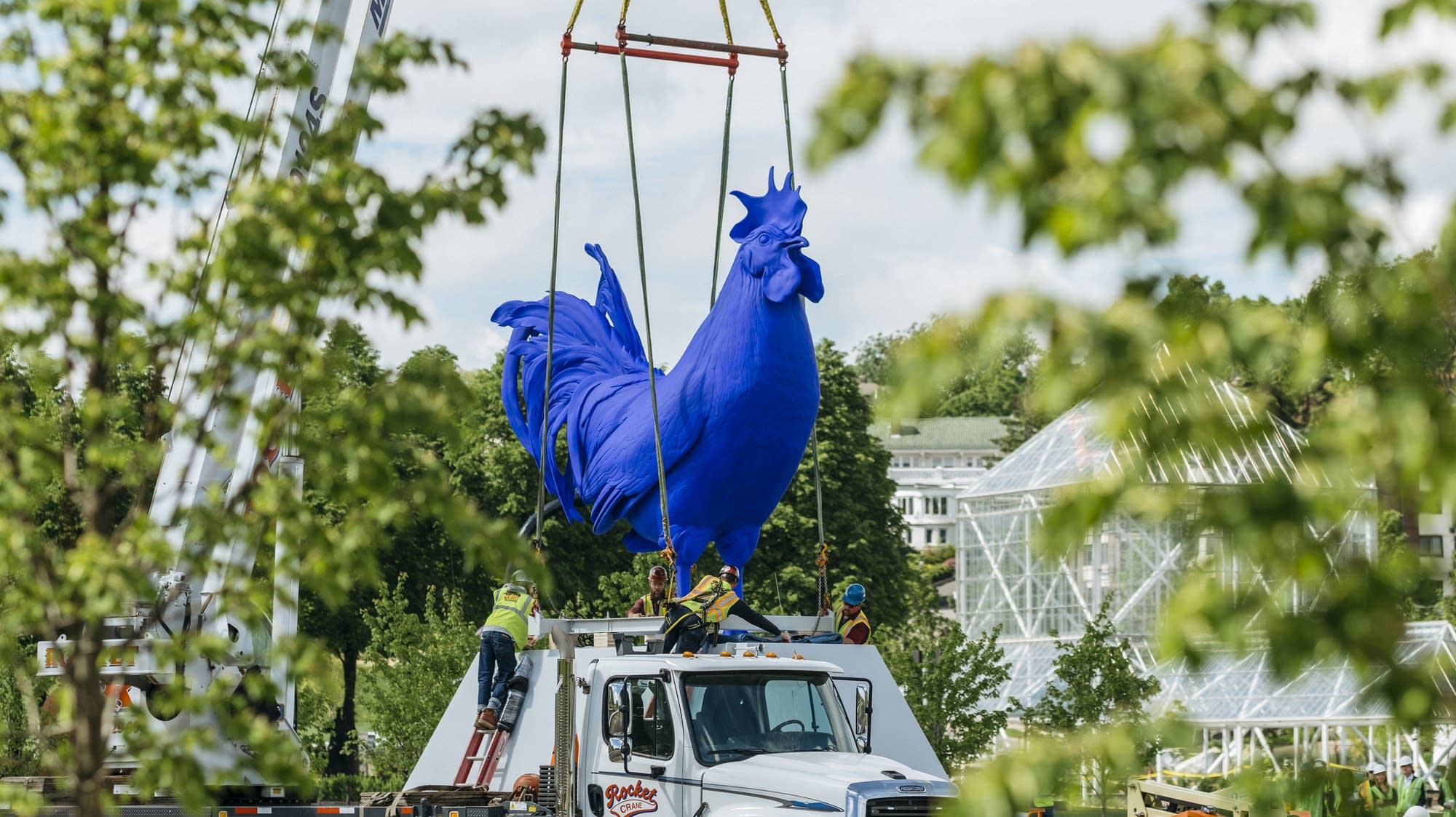 Iconic blue rooster installed in Sculpture Garden | MPR News