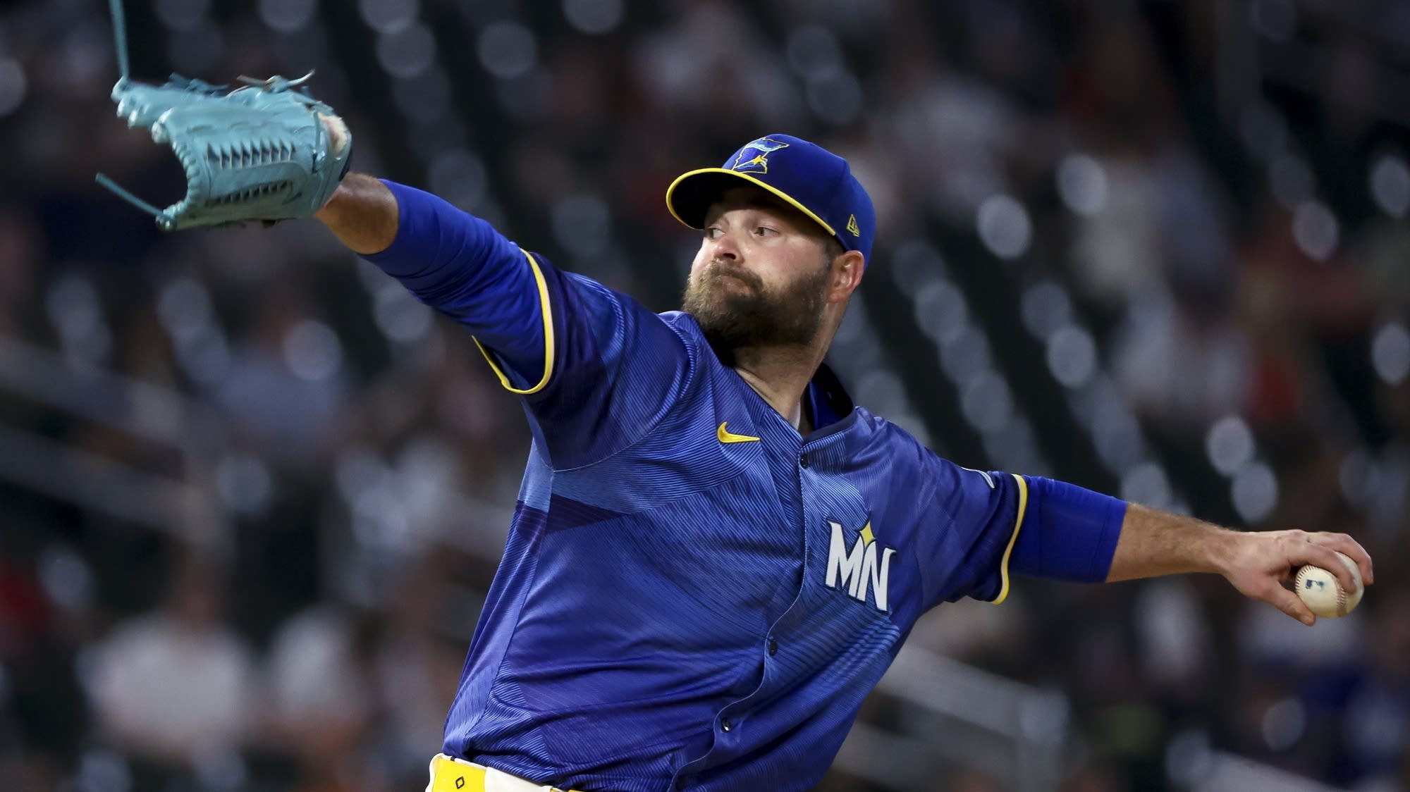 Twins reliever Danny Coulombe taking his 0.00 ERA to the 15-day injured list | MPR News