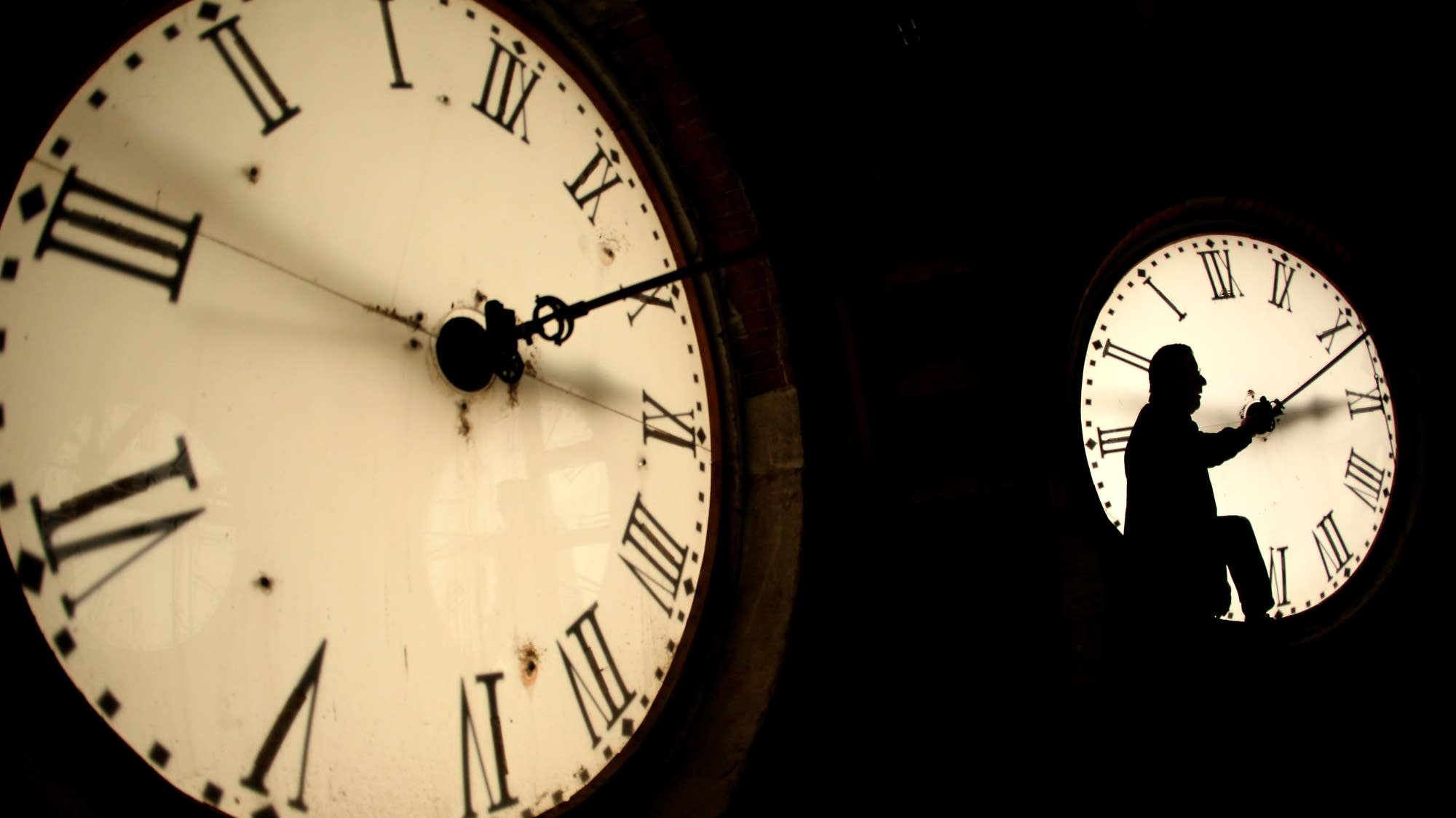 How Americans feel about changing the clocks, according to a new AP ...