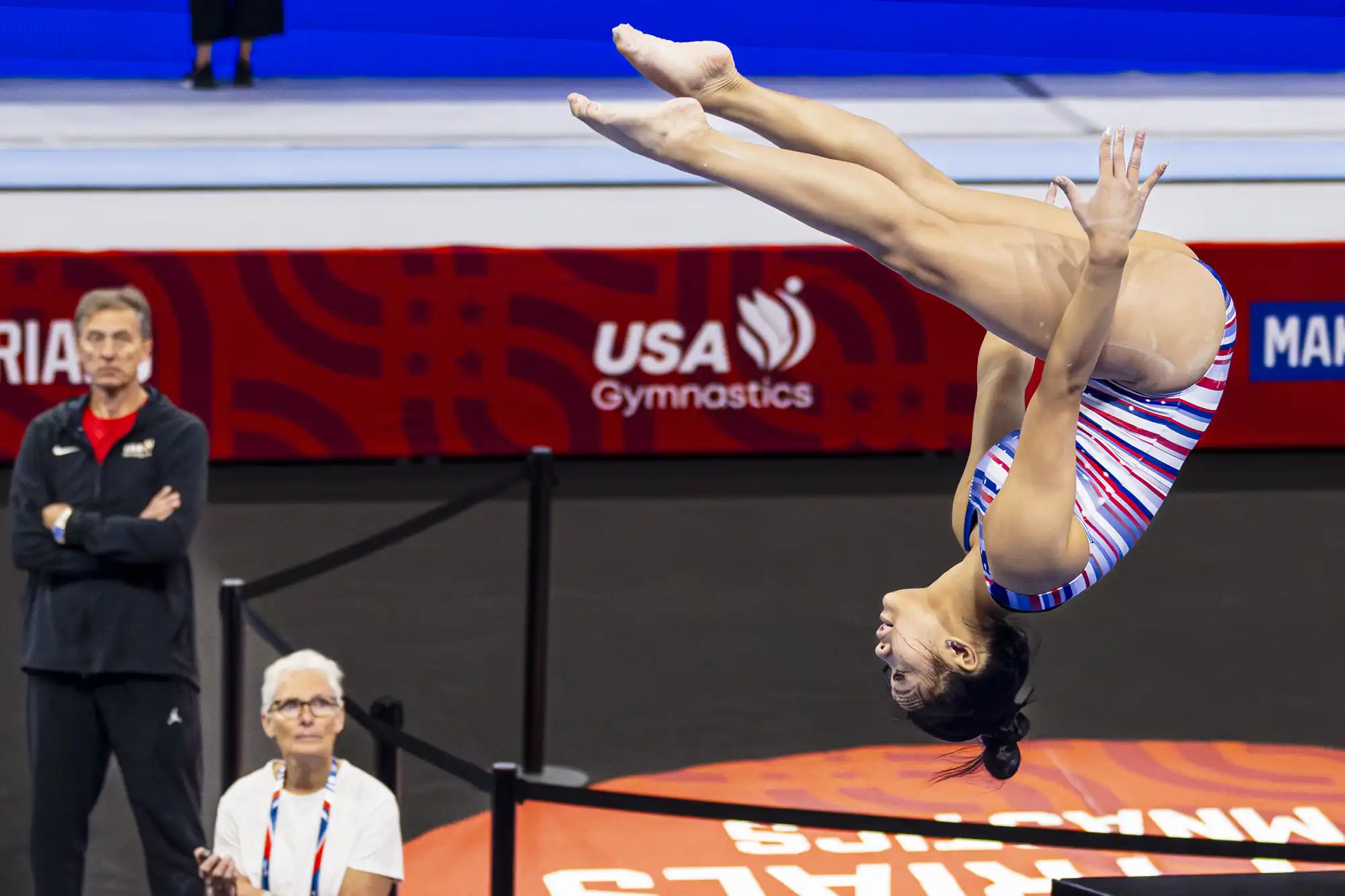 Coffee Break: Kick Jump Twist!