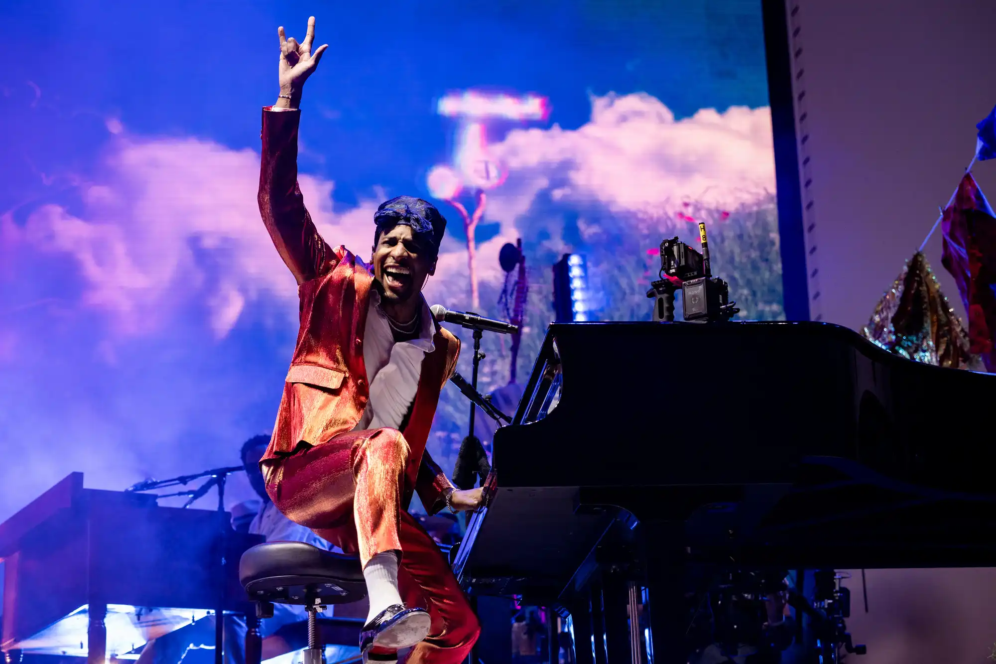 The Chart Show: Batiste bounces back