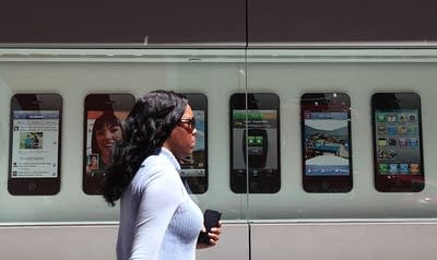 Across the US, thefts of cellphones rising rapidly | MPR News