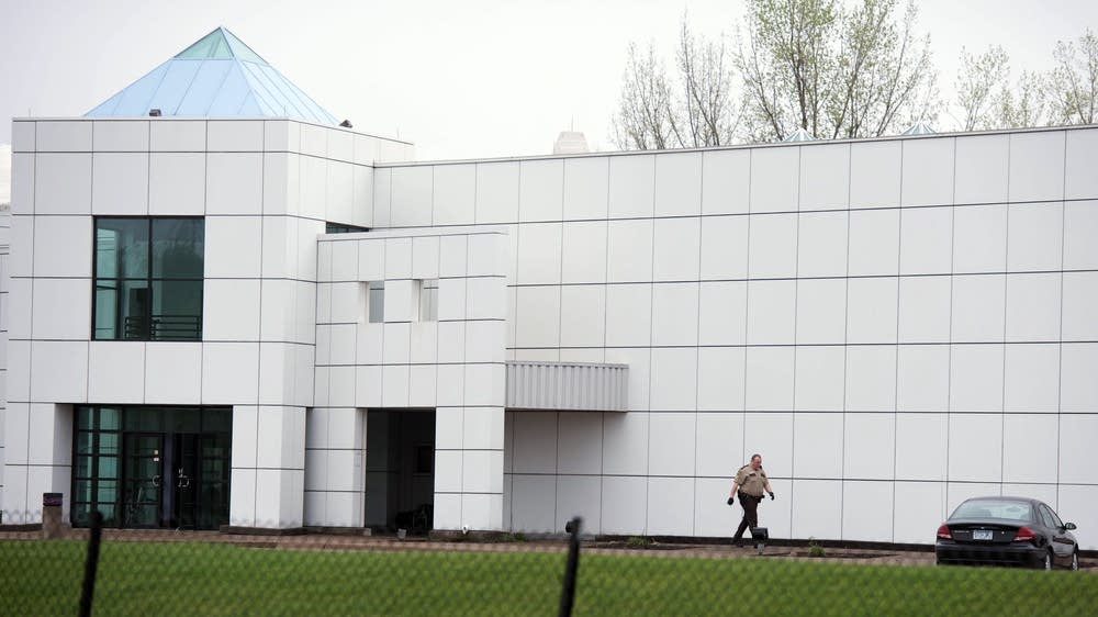 911 transcripts: Emergency at Paisley Park | MPR News